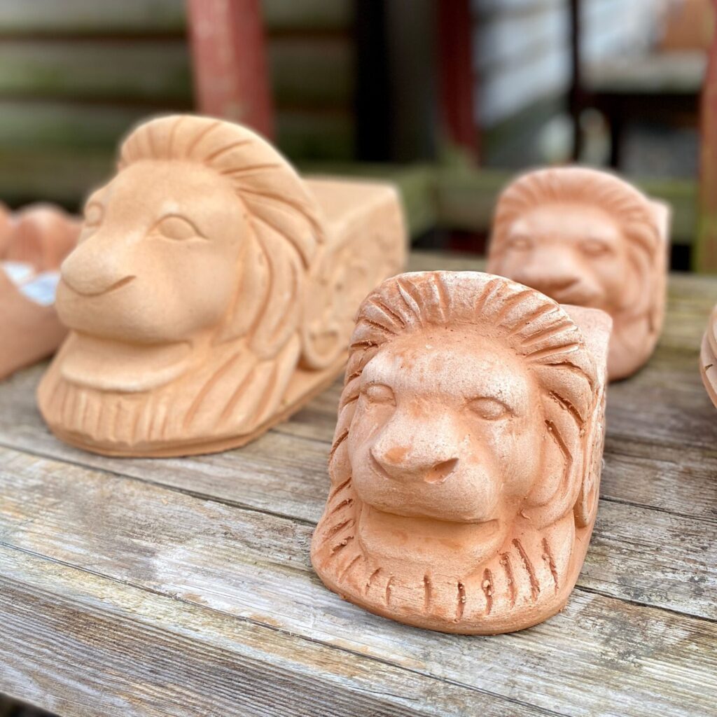 Buy Terraneo Lion Terracotta Pot Feet - Architectural Plants